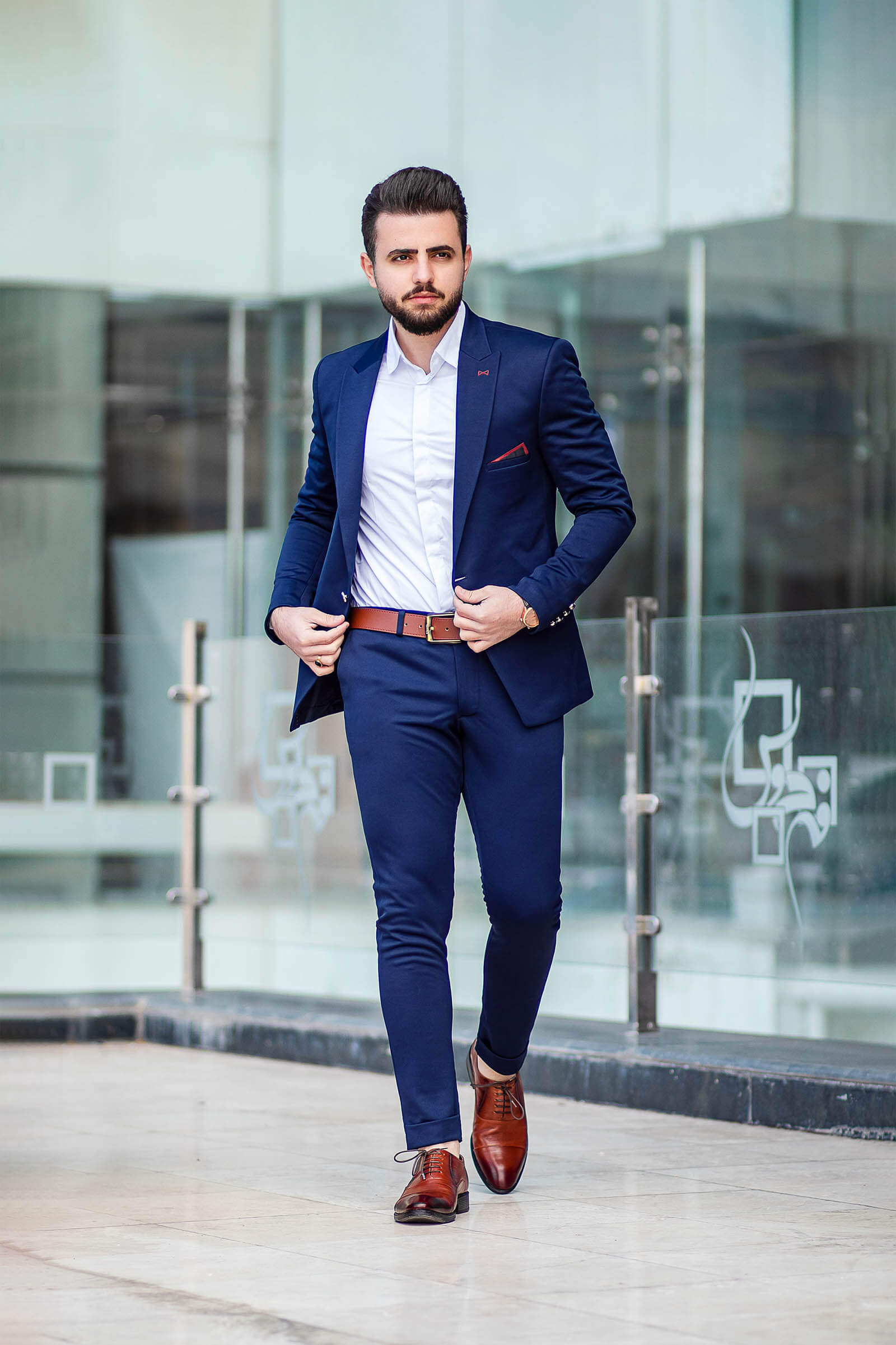How to Wear Men's Leather Belt? - LeatherBeltsOnline.com